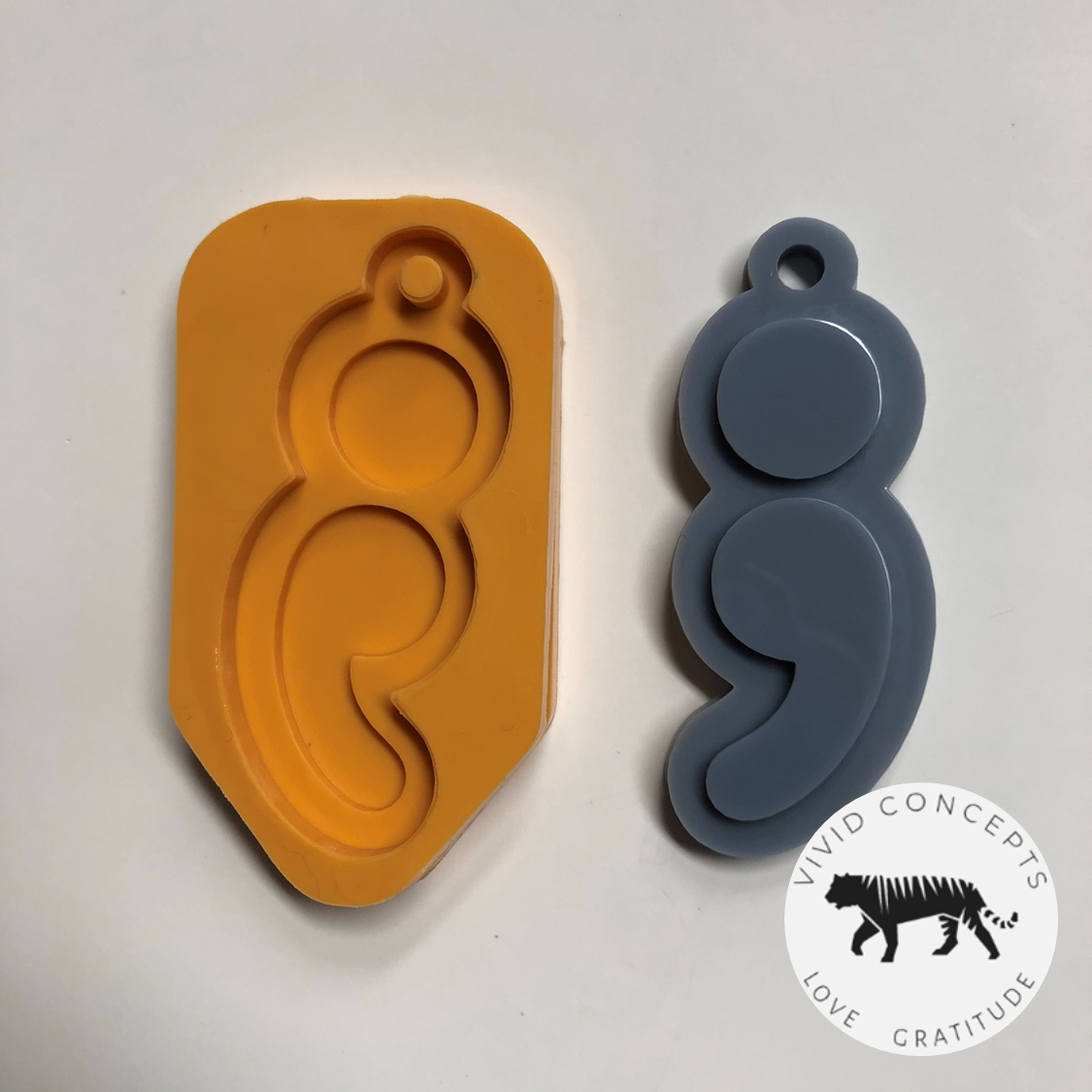 Semi Colon Silicone Mold (3 Versions) – Vivid Concepts Inc